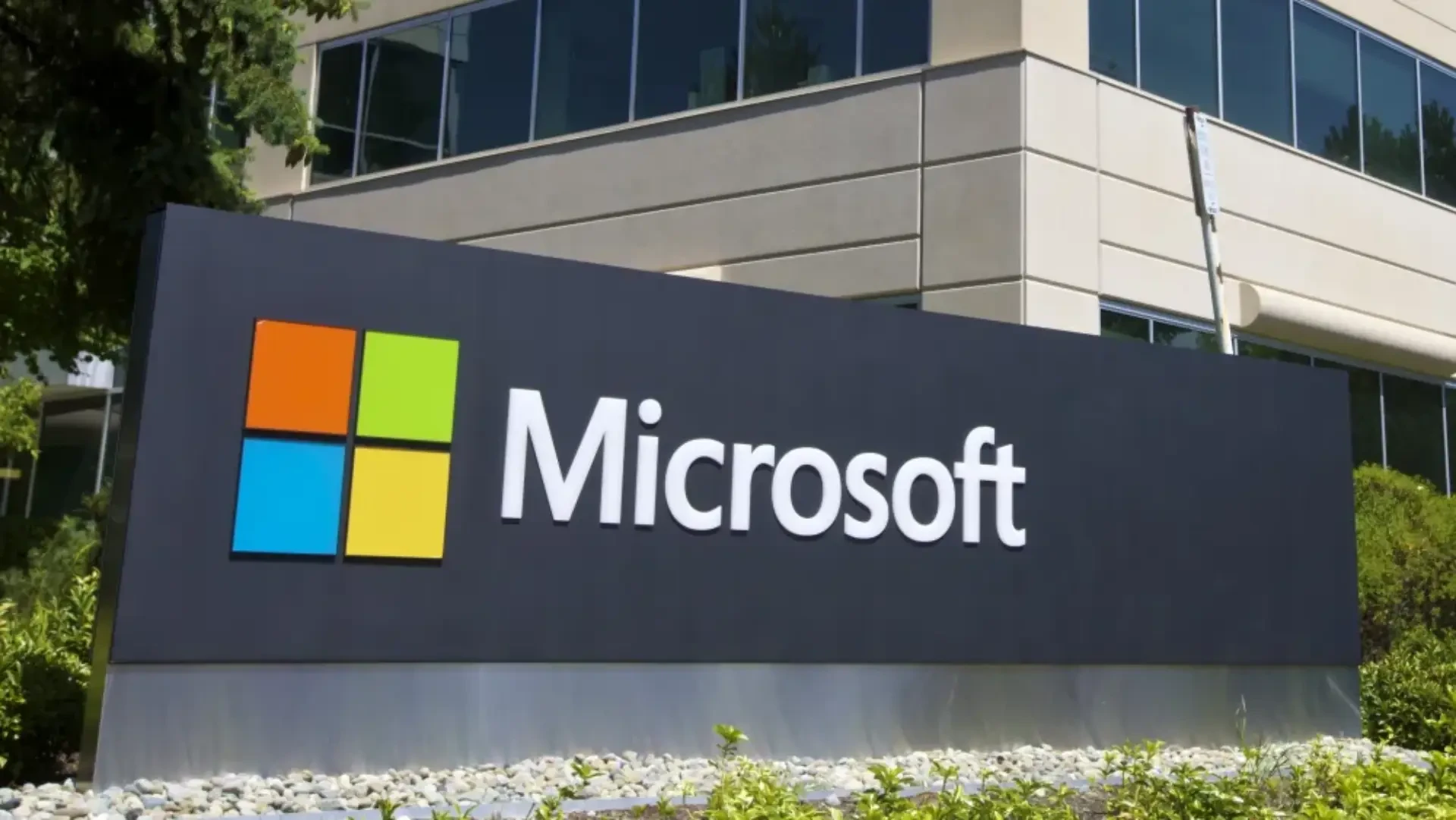 مايكروسوفت تستغني عن 9000 موظف في جولة جديدة من التسريحات - Arabhardware